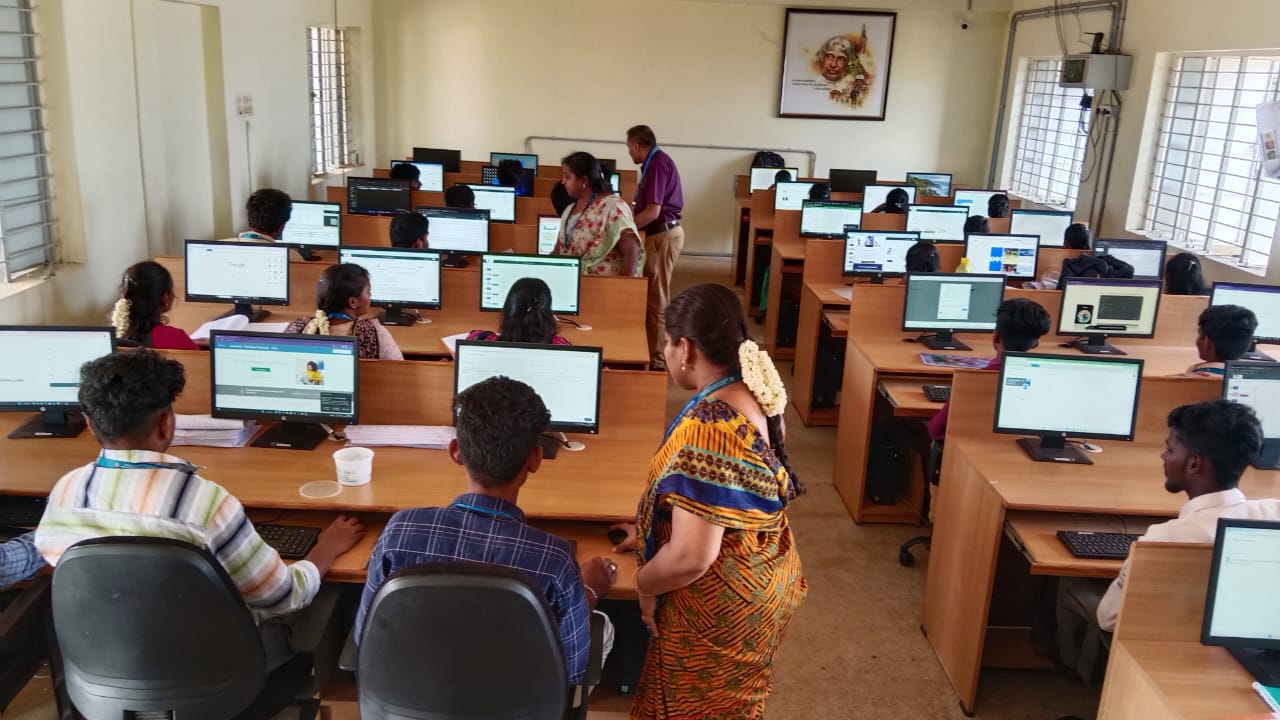 Computer Lab – Arulmigu Arthanareeswarar Arts and Science College ...